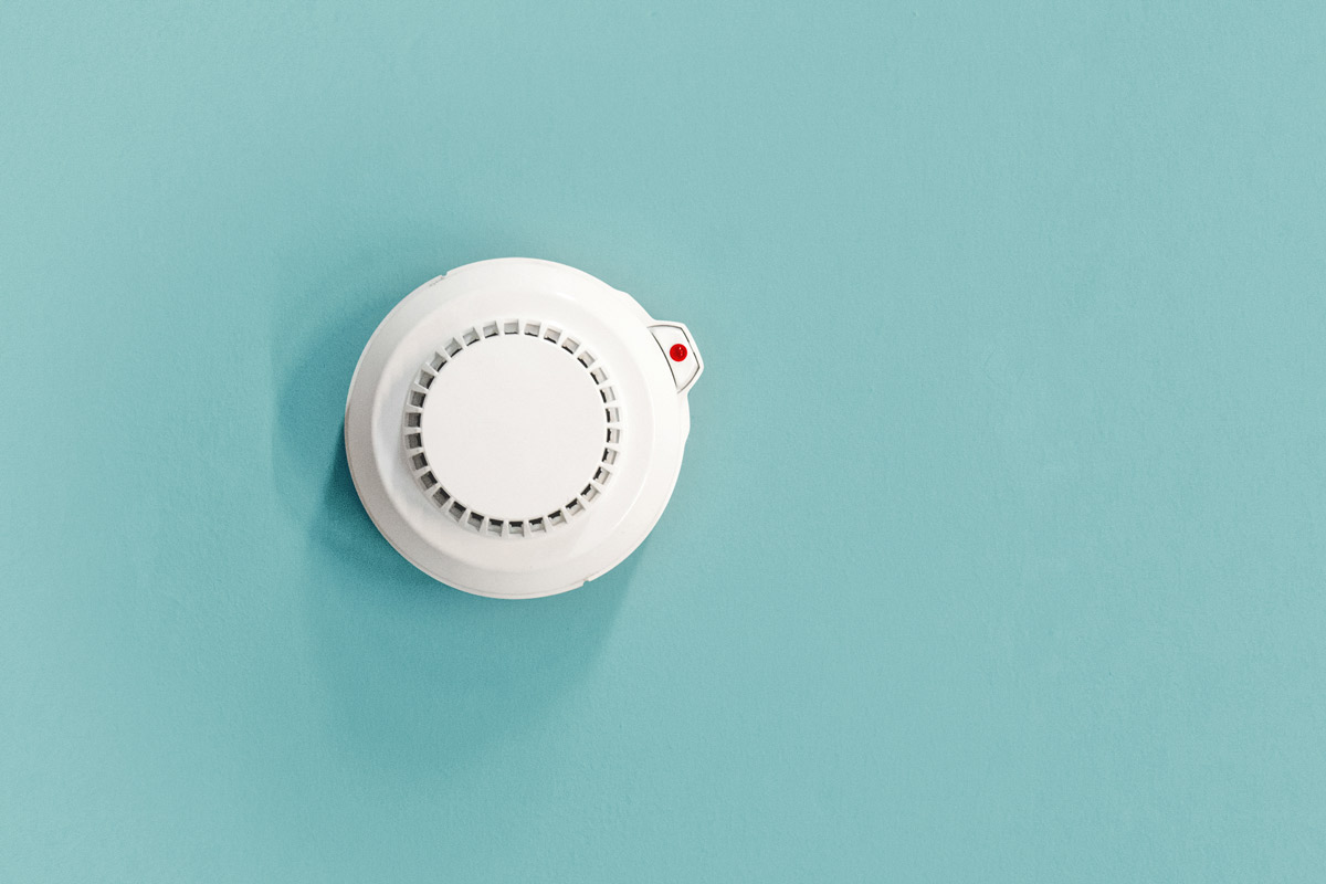 Do You Practice Proper Smoke Detector Maintenance? | Hawaiʻi Pacific Health